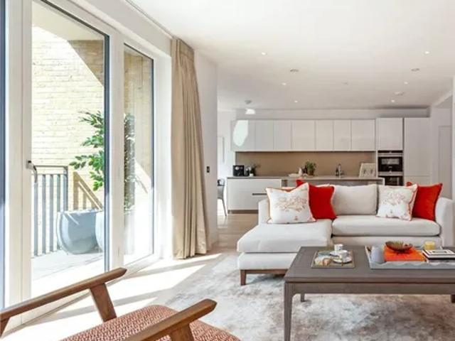 Camera House, Broom Road, London, TW11 9FH, United Kingdom | 3 bed apartment for rent #166487578 | Rentberry