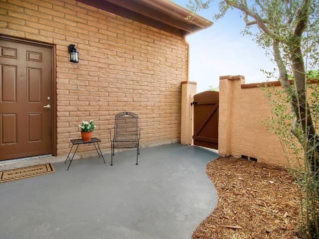 Camino De La Sierra 1 Bedroom Apartment for Rent at 2720 North Swan Road, Tucson, AZ 85712 Glenn Heights
