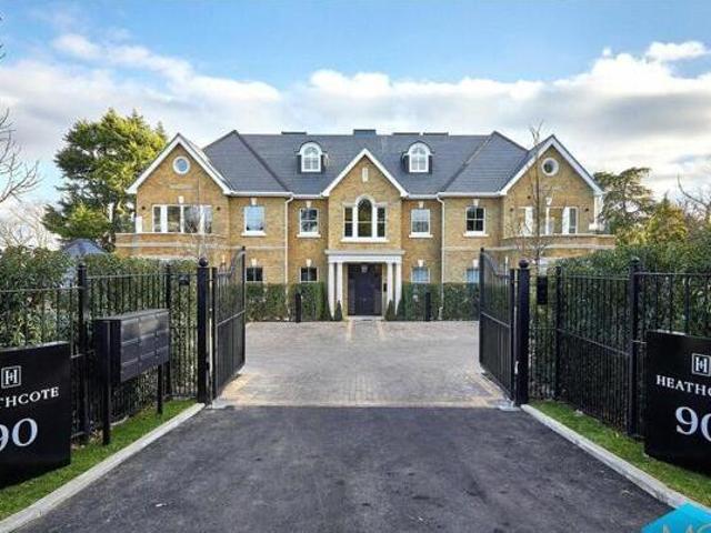 Camlet Way, Barnet, 2 Bedroom Apartment