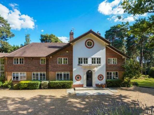 Camp End Road, Weybridge, 6 Bedroom Detached