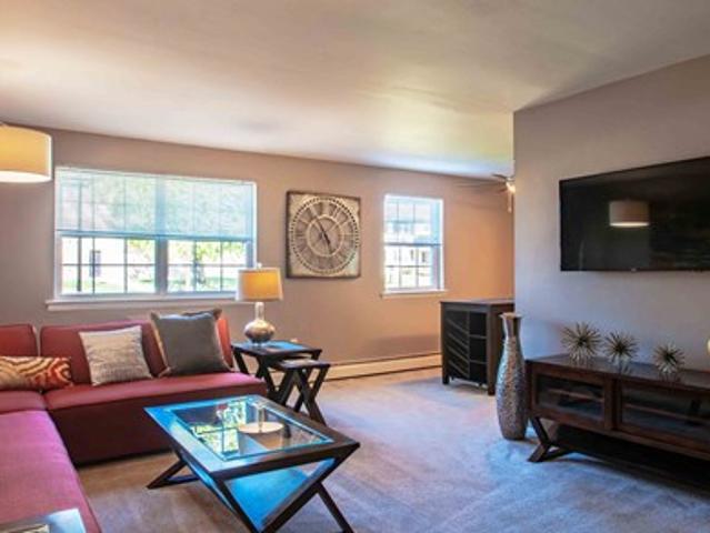 Camp Hill Plaza Apartment Homes Two Bedroom 970 sqft