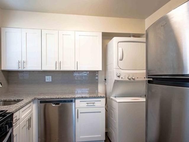 Camp Hill Plaza Apartment Homes Two Bedroom 954 sqft