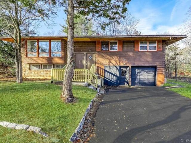 Camp Hill Rd, Pomona, Home For Sale
