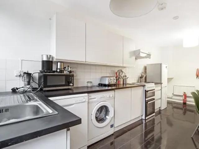Campbell Walk, London, N1 0UP, United Kingdom | 4 bed house for rent #167616472 | Rentberry