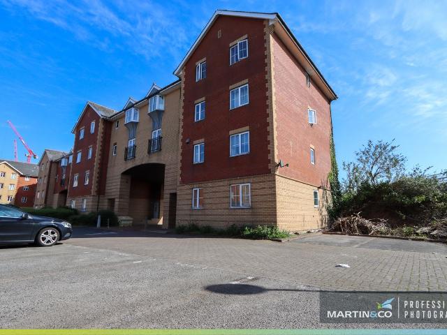 Campbell Drive, Windsor Quay CF11, 2 bed flat to rent, £1,100 pcm | PrimeLocation