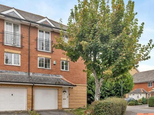 Campbell Drive, Cardiff, 3 Bedroom End