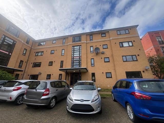 Campbell Park, Milton Keynes MK9 2 bed flat to rent £1,150 pcm £265 pw