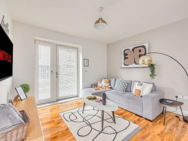 Campbell Park Civil Parish MK9, 2 bed flat to rent, £3,263 pcm | PrimeLocation