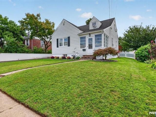 Campbell Rd, Fair Lawn, Home For Sale