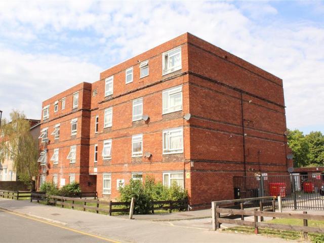 Campbell Road, Croydon, Surrey, CR0 Studio to rent £1,000 pcm £231 pw
