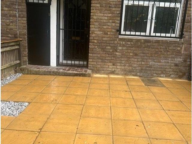 Campbell Road, London E3, 3 bed maisonette to rent, £3,000 pcm | PrimeLocation