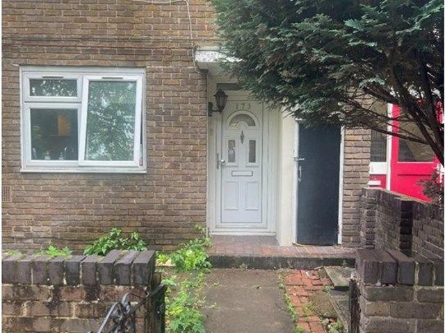 Campbell Road, London E3, 3 bed maisonette to rent, £3,000 pcm | PrimeLocation
