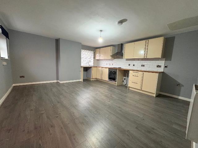 Campbell Street, Farnworth, Bolton BL4, 1 bed flat to rent, £650 pcm | PrimeLocation