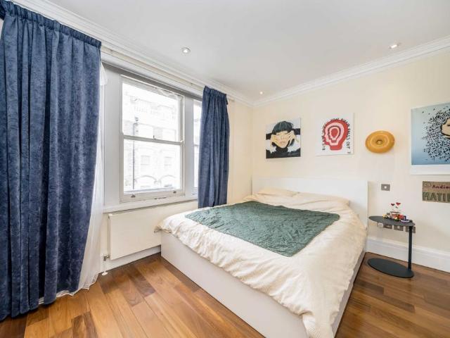 Campden Hill Gardens, Kensington, W8, London