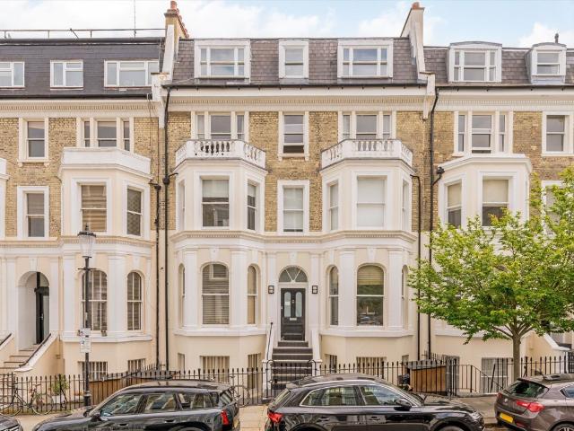 Campden Hill Gardens, Kensington W8, 2 bed flat to rent, £4,800 pcm | PrimeLocation