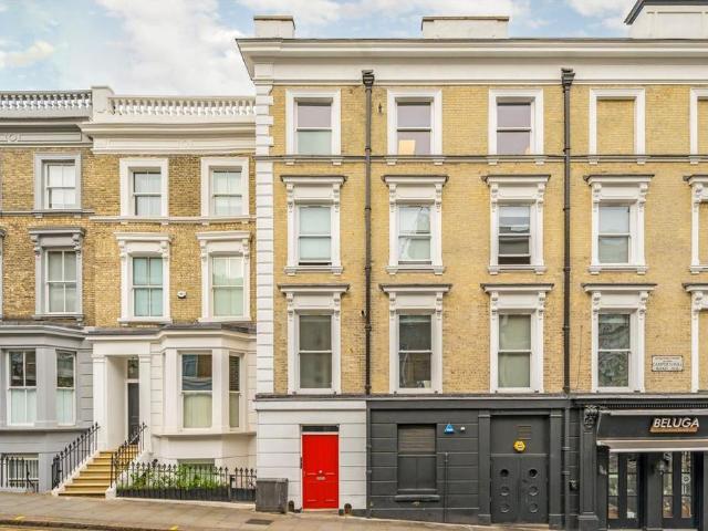 Campden Hill Road, London W8 2 bed flat to rent £2,999 pcm £692 pw