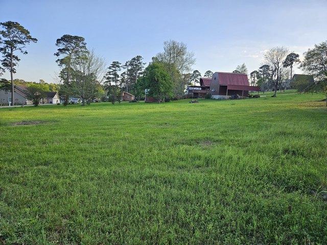 Campfire Cir, Coldspring, TX 77331