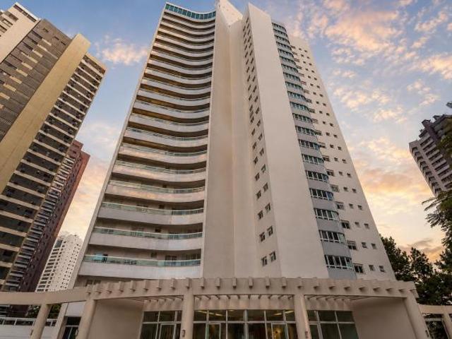 Campina do siqueira Cobertura com 3 suites 4 vagas 432 m2