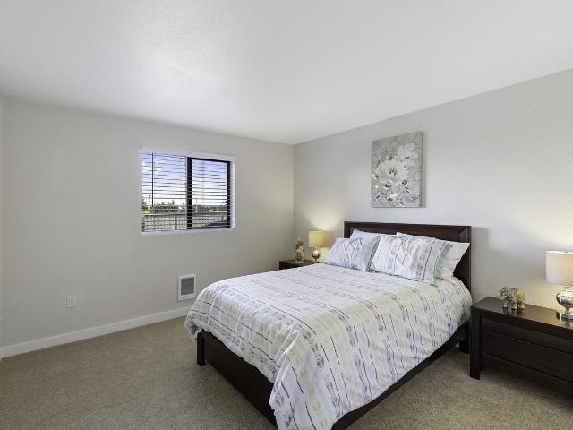 Campo Basso Apartment Homes 2 Bedroom Apartment for Rent at 15923 Highway 99, Lynnwood, WA 98087