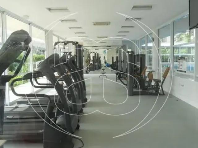 Campo belíssimo 180m²