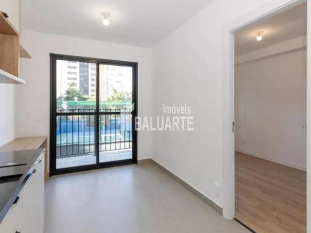 Campo Belo: Apartamento com 26 m² com 1 dormitório, cozinha americana, varanda