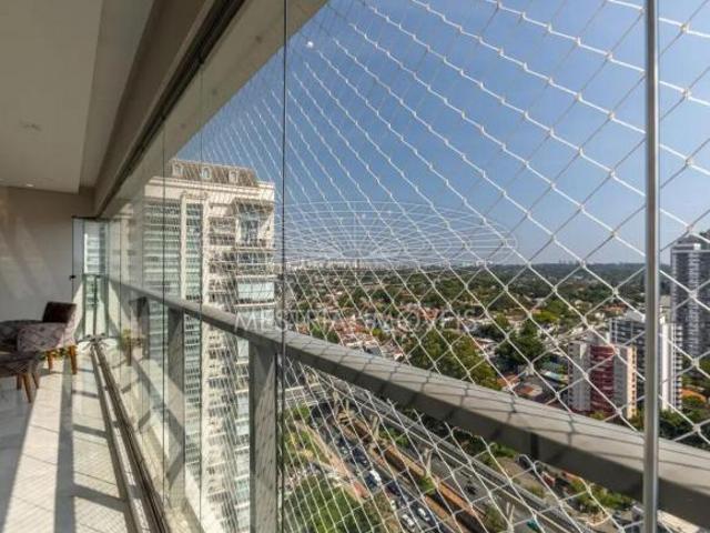 Campo Belo | Apto com 143 m² | 3 suítes | Andar alto com uma vista panorâmica da região !