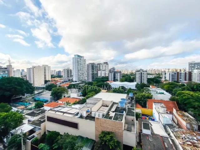 Campo Belo | Apto excelente com 105 m² | 2 suítes | 2 vagas| Localização especial!