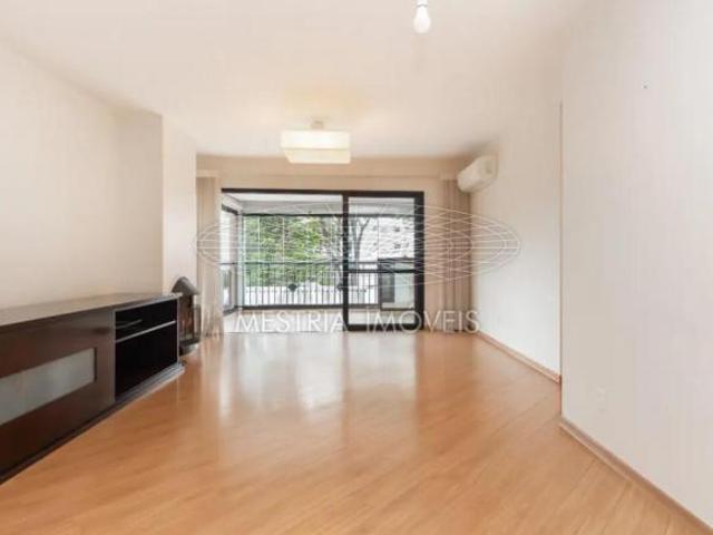 Campo Belo | Apto excelente com 105 m² | 2 suítes | 2 vagas| Localização especial!
