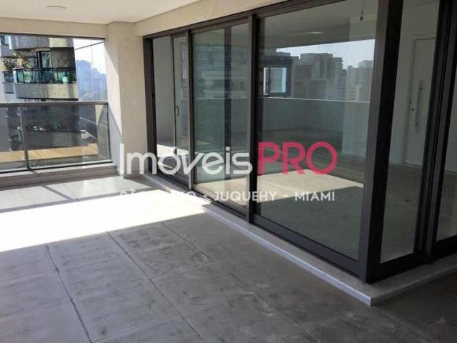 CAMPO BELO 192m² 3 SUÍTES 4 VAGAS