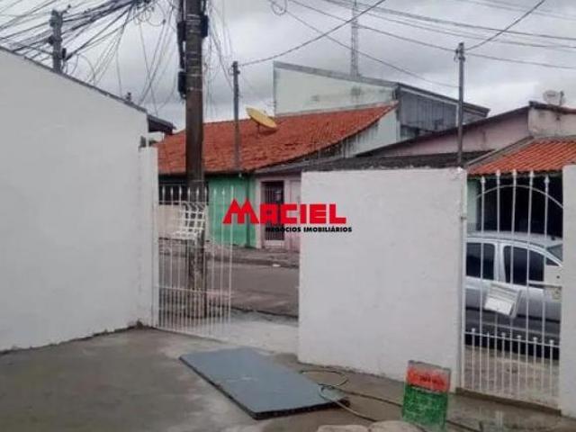Campo dos alemães ao lado do upa. Casa 3 dormitórios
