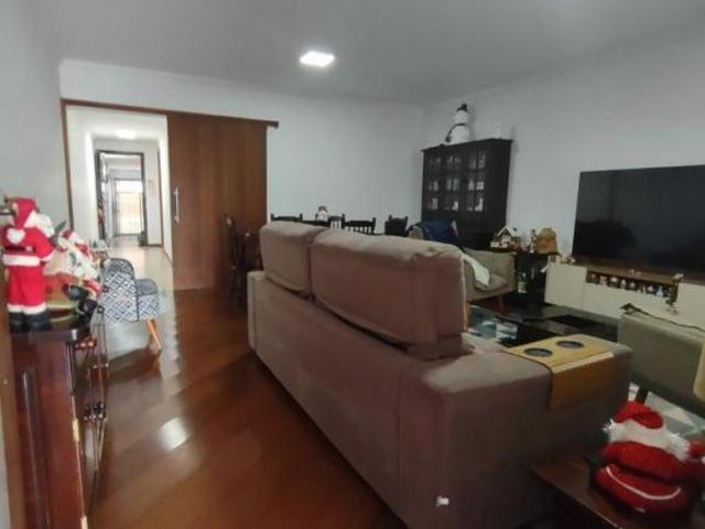 Campo Grande belíssimo sobrado com 307m² construídos