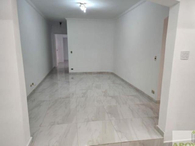 Campo Grande travessa Av Sabara Sobrado ótimo local