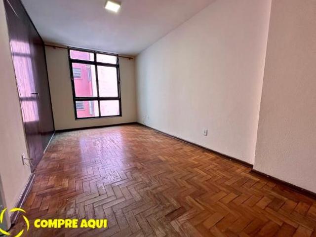 Campos Elíseos | 1 Dormitório | 34 Metros | Quintal