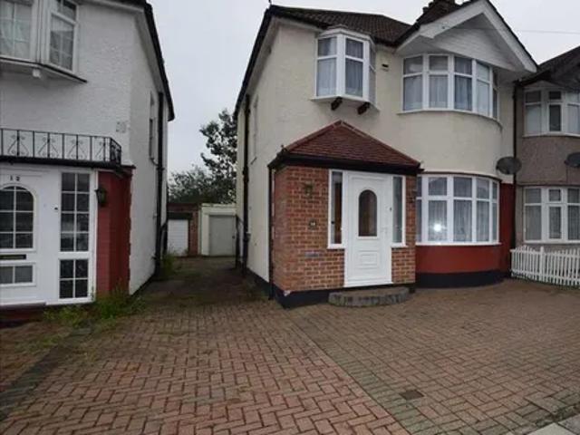 Camplin Road, London, HA3 9LY, United Kingdom | 3 bed duplex for rent #125326355 | Rentberry