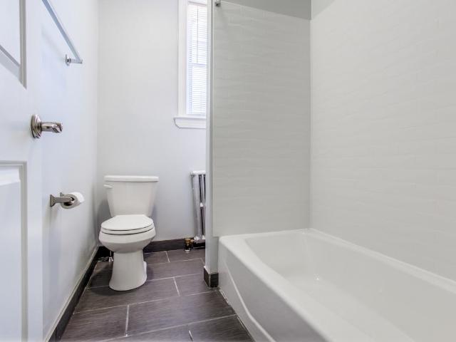 Campus Apartments 4 Bedroom Apartment for Rent at 4400 Spruce St, Philadelphia, PA 19104 Spruce Hill