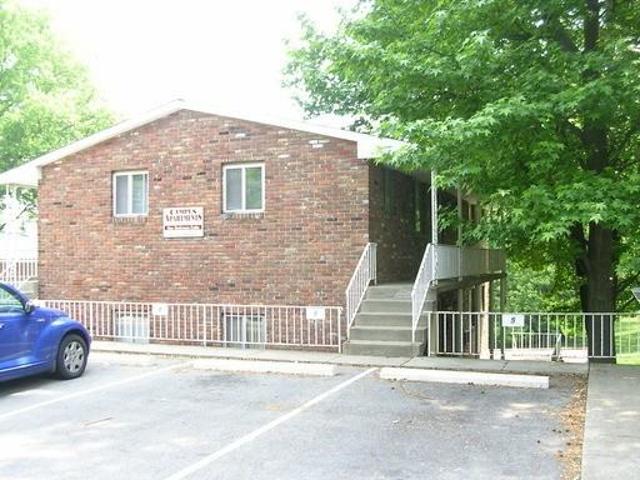 Campus Apartments 1 Bedroom Apartment for Rent at 1214 N Dunn St, Bloomington, IN 47408 Garden Hill
