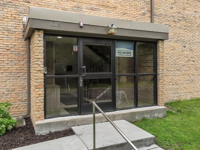 Campus East Apartments: Your Perfect Home Near U of M Twin Cities! 1 Bedroom Apartment for Rent at 615 15th Ave Se, Minneapolis, MN 55414 Dinkytown