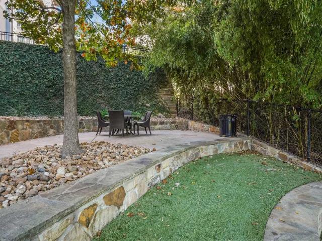 Cantabria at Turtle Creek 1 Bedroom Apartment for Rent at 2728 Hood St, Dallas, TX 75219