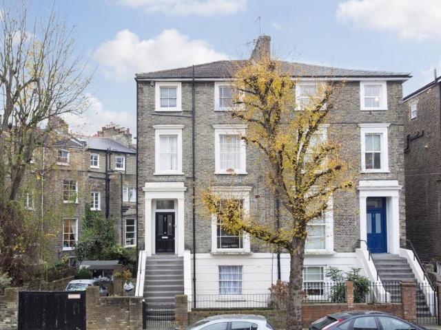 Cantelowes Road, Camden NW1 2 bed apartment to rent £2,400 pcm £554 pw