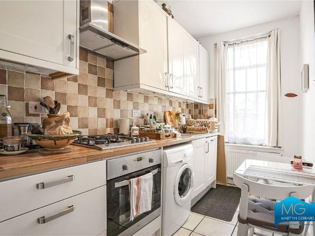 Cantelowes Road, Camden, London NW1, 1 bed flat to rent, £2,095 pcm | PrimeLocation