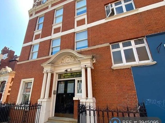 Canterbury Mansions, London, NW6 3 bed flat to rent £3,800 pcm £877 pw
