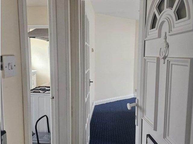 Canterbury Avenue, Slough SL2, 1 bed maisonette to rent, £1,350 pcm | PrimeLocation
