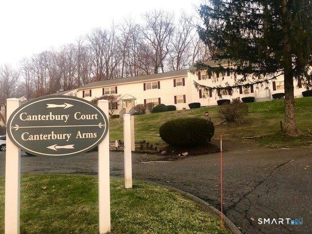 Canterbury Arms Unit,new Milford, Condo For Sale