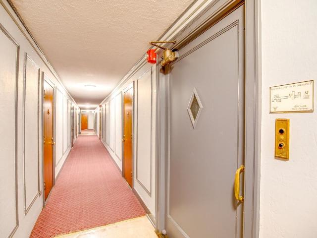 Canterbury Court Apartments 1 Bedroom Apartment for Rent at 1220 N State Pkwy, Chicago, IL 60610 Near North Side