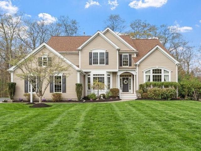 Canterbury Hill Rd, Acton, Home For Sale