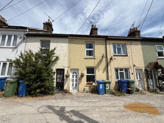 Canterbury Lane, Gillingham ME8, 3 bed terraced house to rent, £1,350 pcm | PrimeLocation