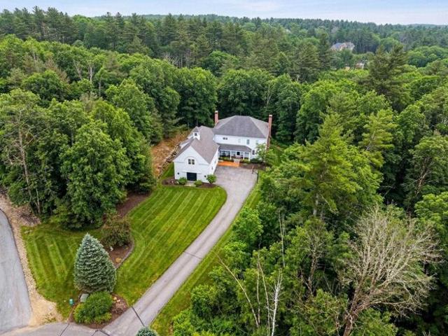 Canterbury Ln, Bedford, Home For Sale