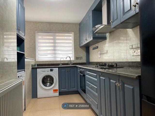 Canterbury Place, London SE17, 4 bed terraced house to rent, £5,100 pcm | PrimeLocation