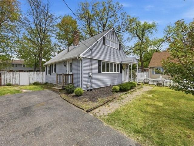Canterbury Rd, Springfield, Home For Sale