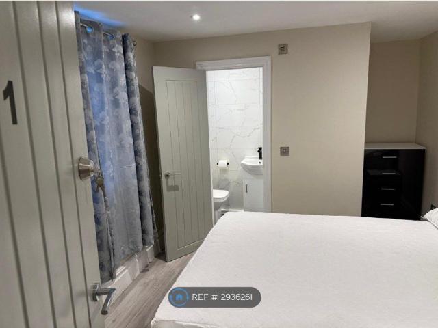 Canterbury Road, Ashford TN24, Room to rent, £800 pcm | PrimeLocation